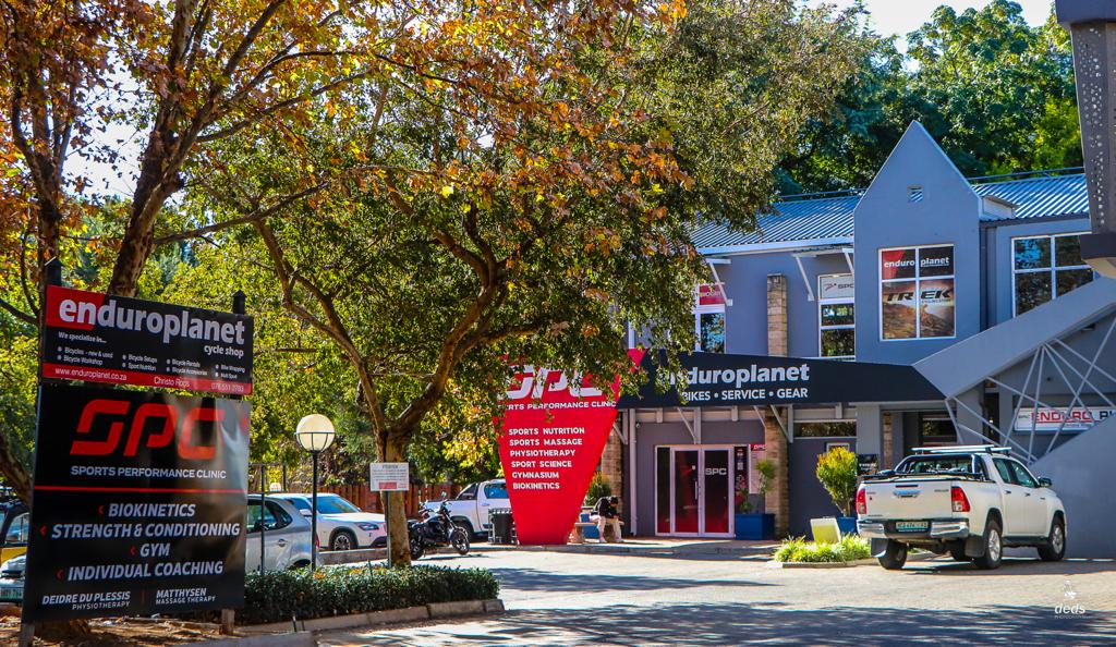 Enduroplanet | Bicycles | Service | Gear