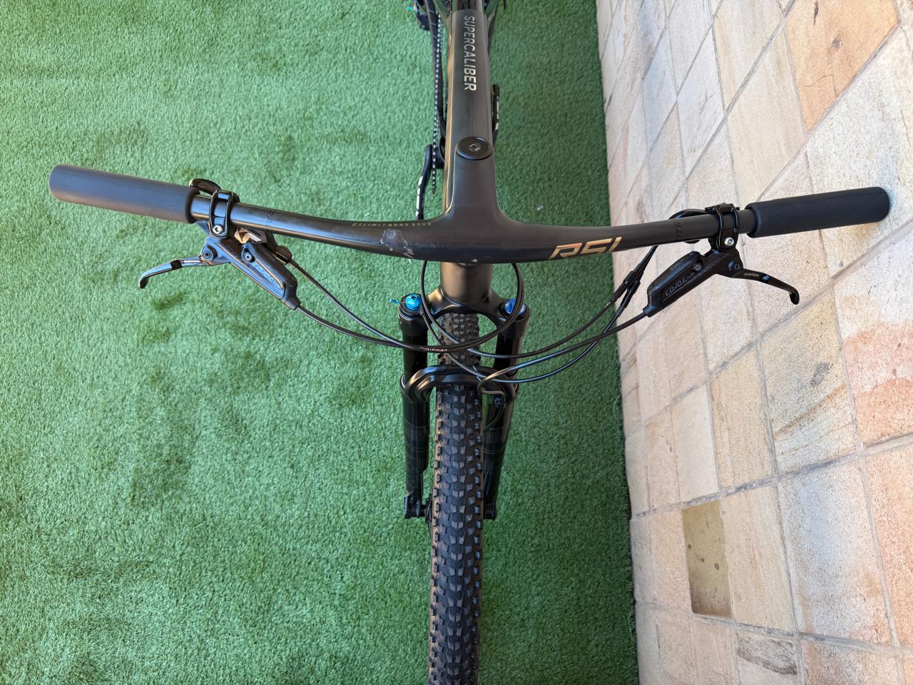 Pre-owned Trek Supercaliber 9.8 XL Black